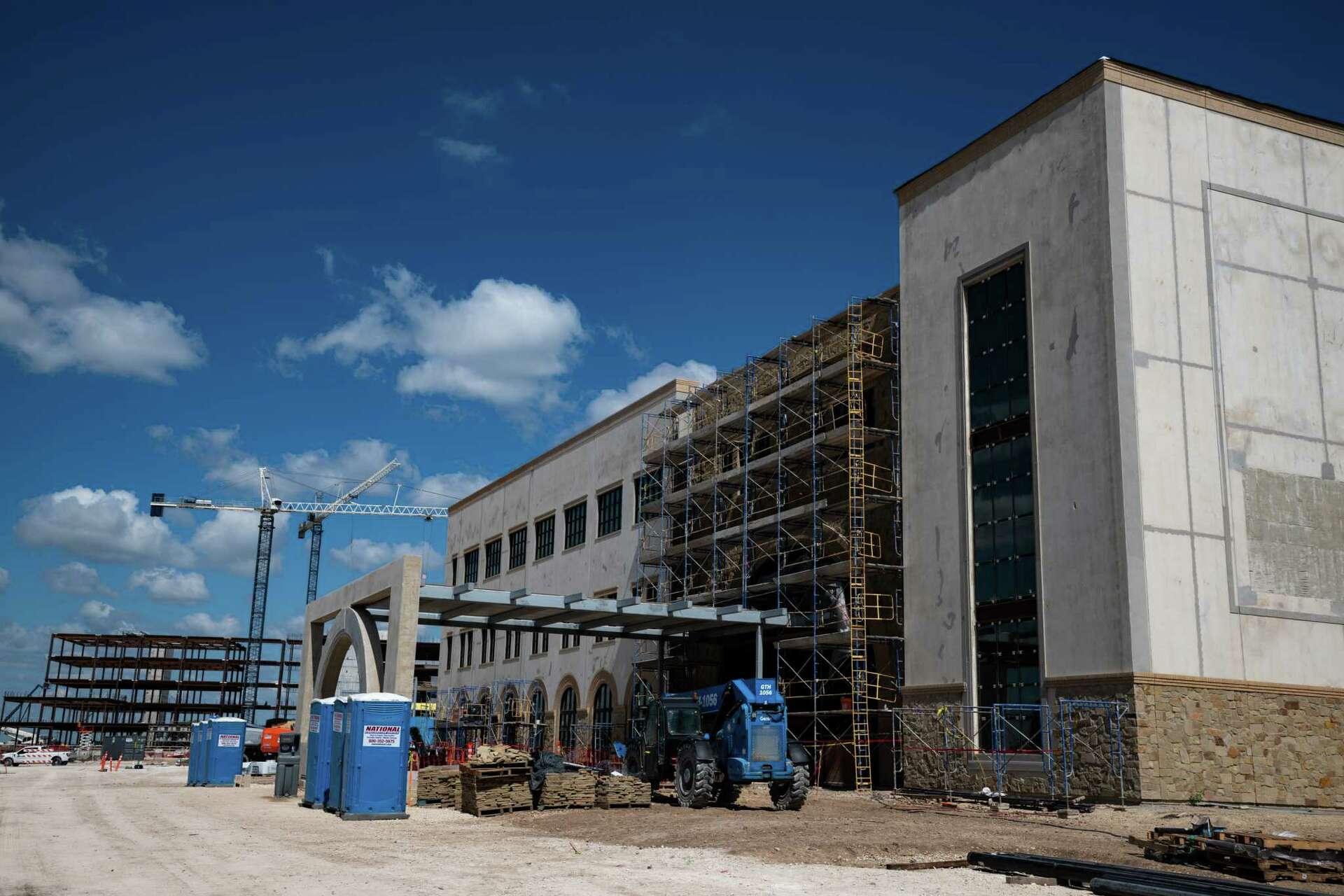 Hospital, support services facility coming to South San Antonio