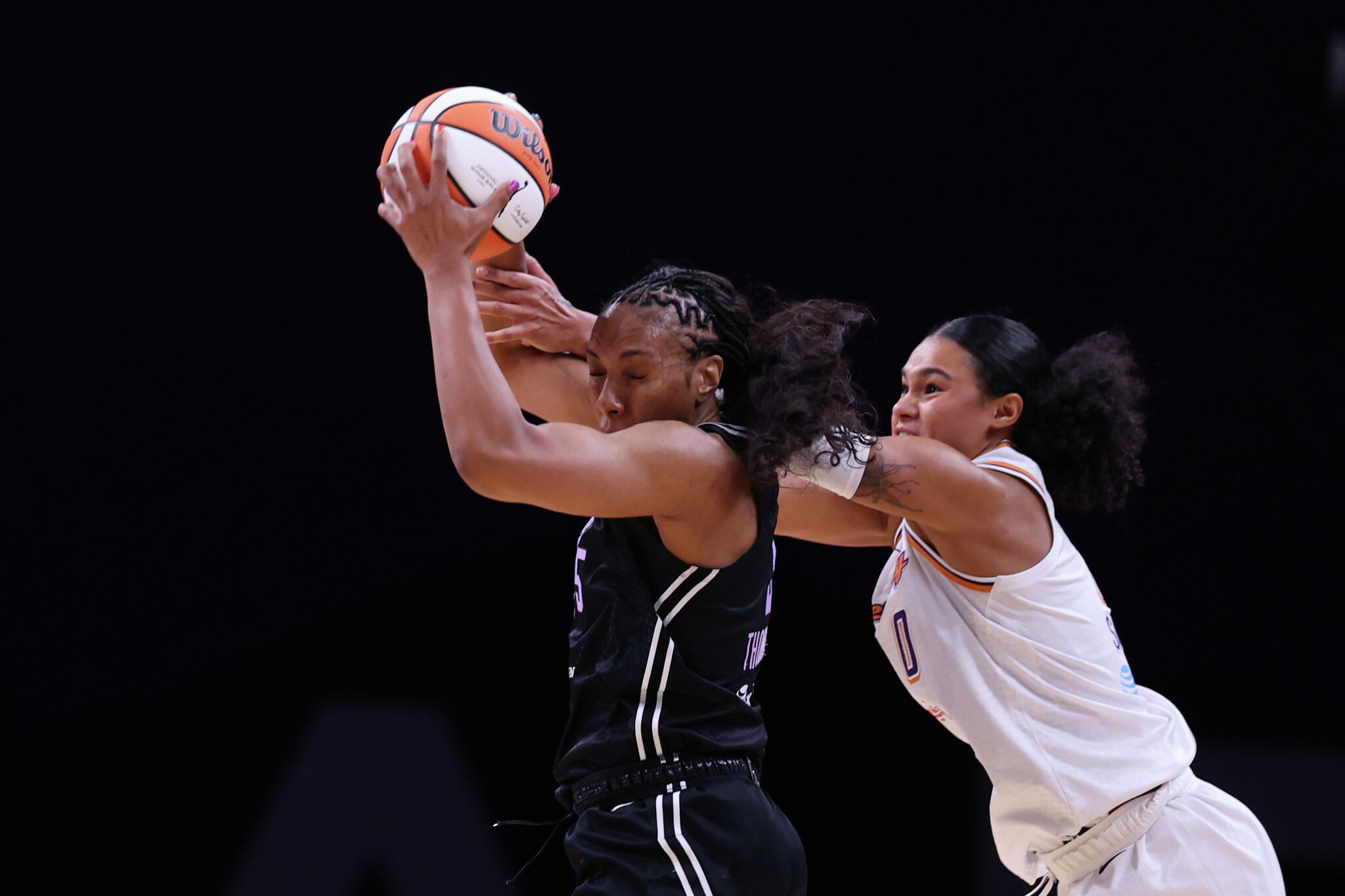 Valkyries get first win in final preseason game, but starters struggle