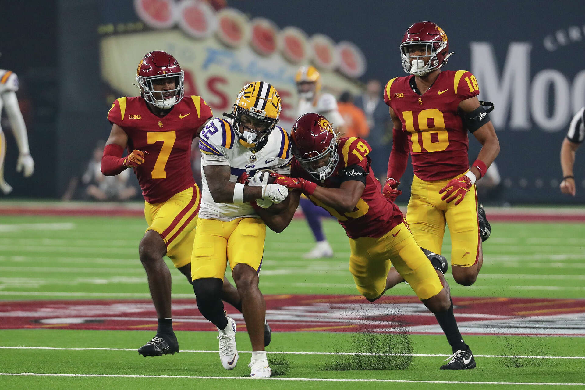 UTSA lands former five-star recruit John Emery Jr. from LSU