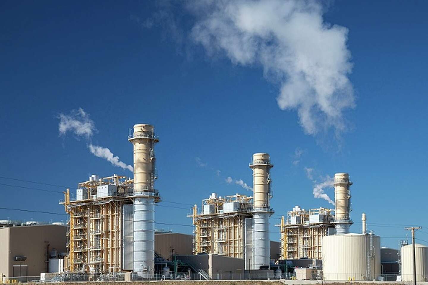 Texas energy giant secures 18 plants in massive $12B deal