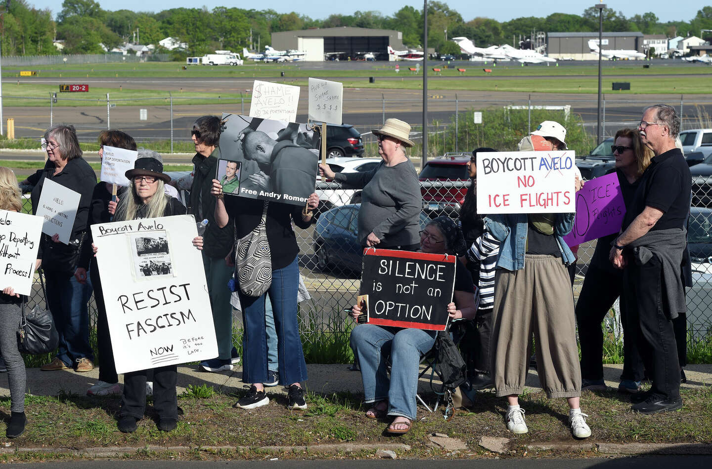 National group targets Avelo deportation flights amid Tweed protests