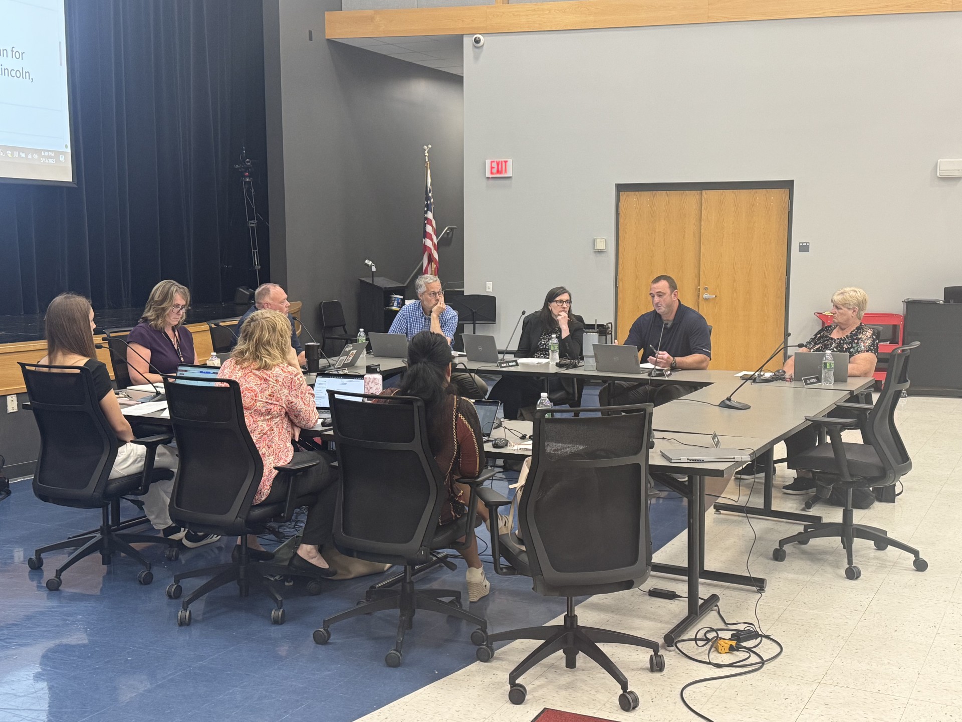 Edwardsville District 7 board still to determine committees