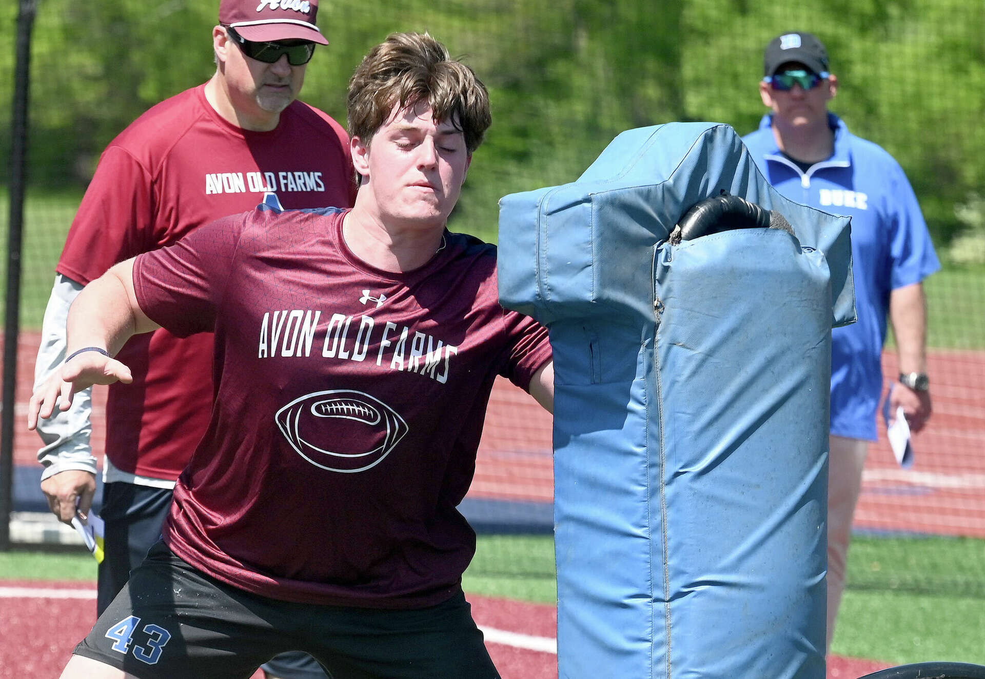 How a season with Avon Old Farms football could benefit Darien's Thom