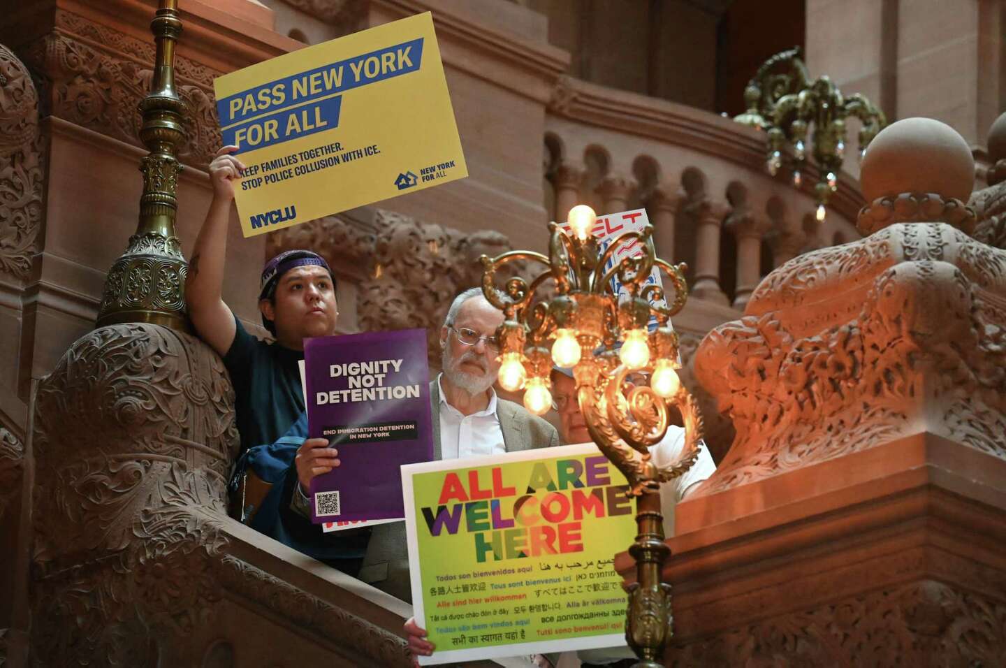 Watchers decry 'Albany dysfunction' as legislative activity stagnates