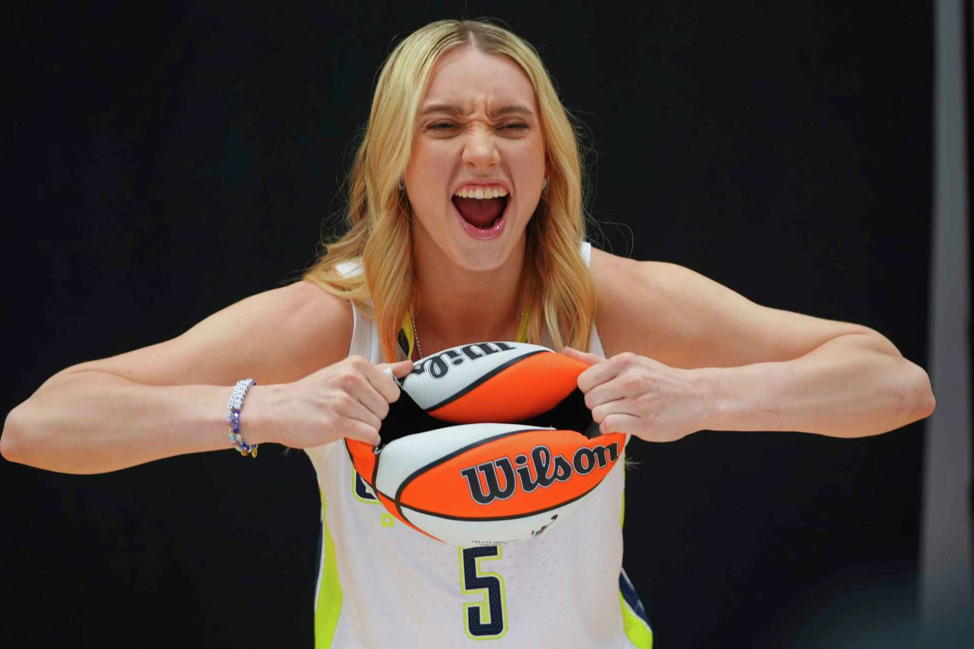 Beyond Valkyries, what are the WNBA's biggest storylines this season?