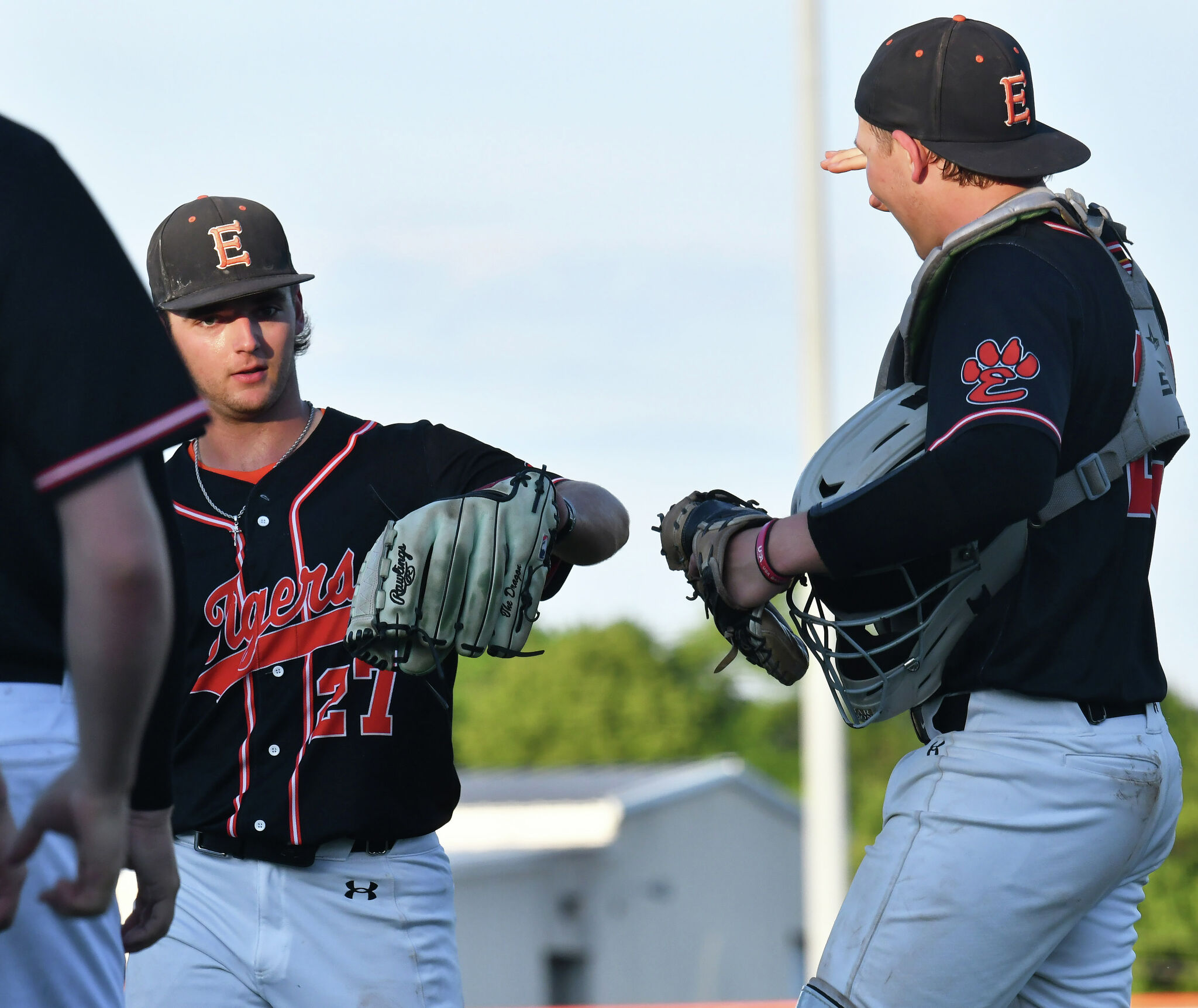 Chiarodo fires two-hitter to give Tigers sole possession of first plac