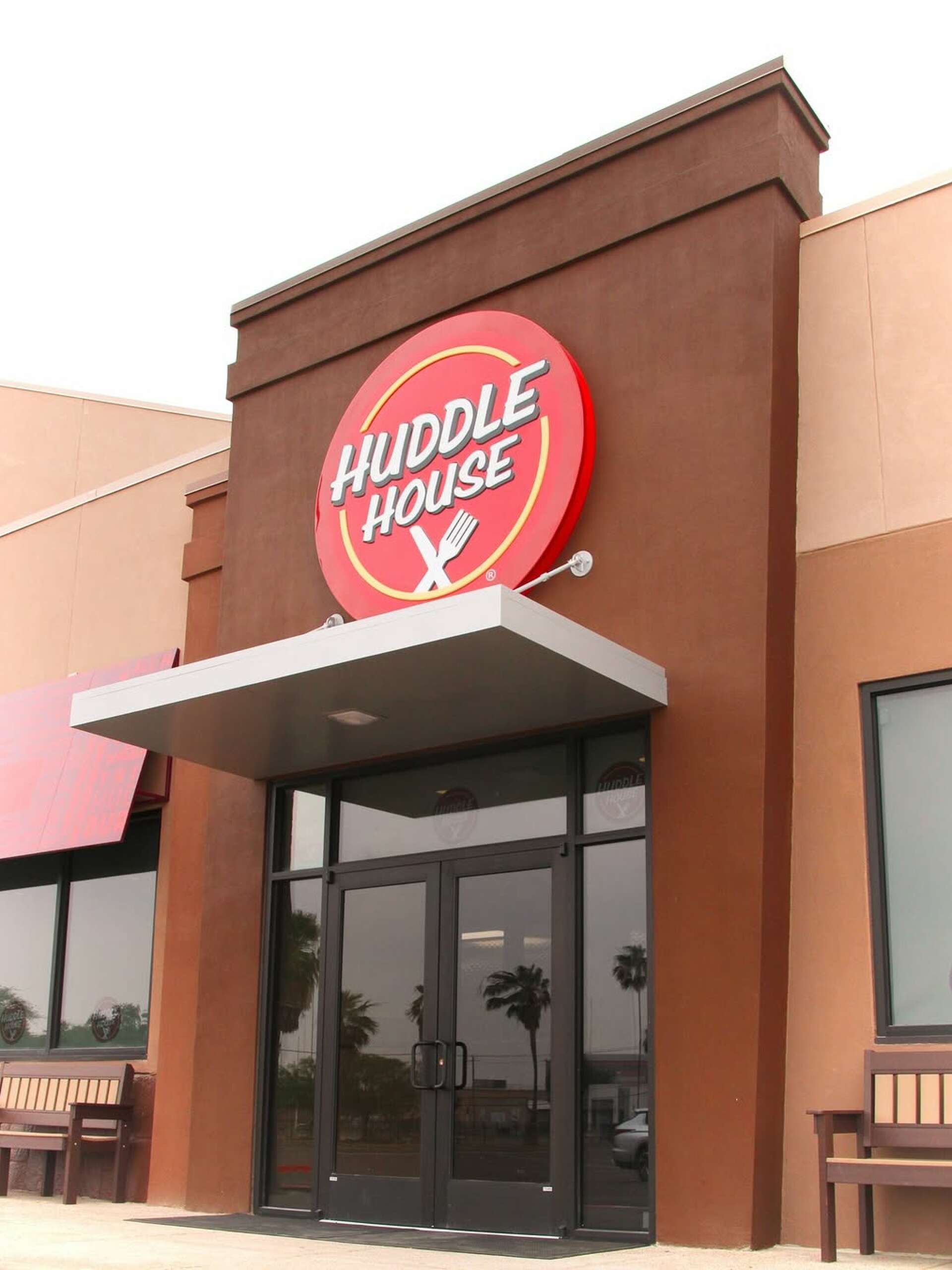 Enjoy all-day breakfast as Huddle House to open at Mall del Norte