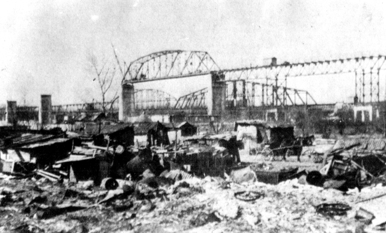 Alton's Clark Bridge construction revealed a shantytown in 1928
