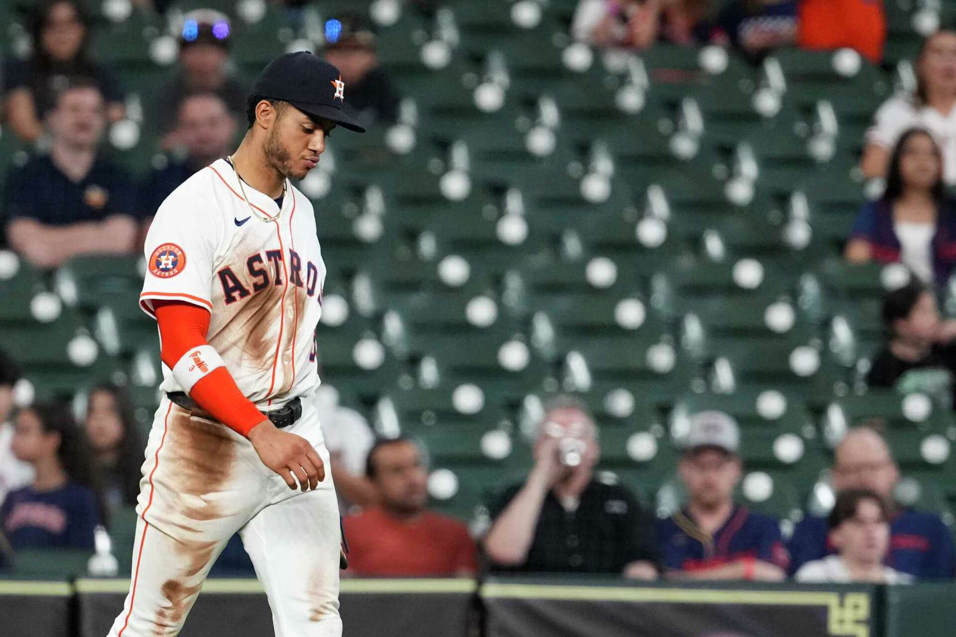 Houston Astros shortstop Jeremy Peña out of lineup due to illness