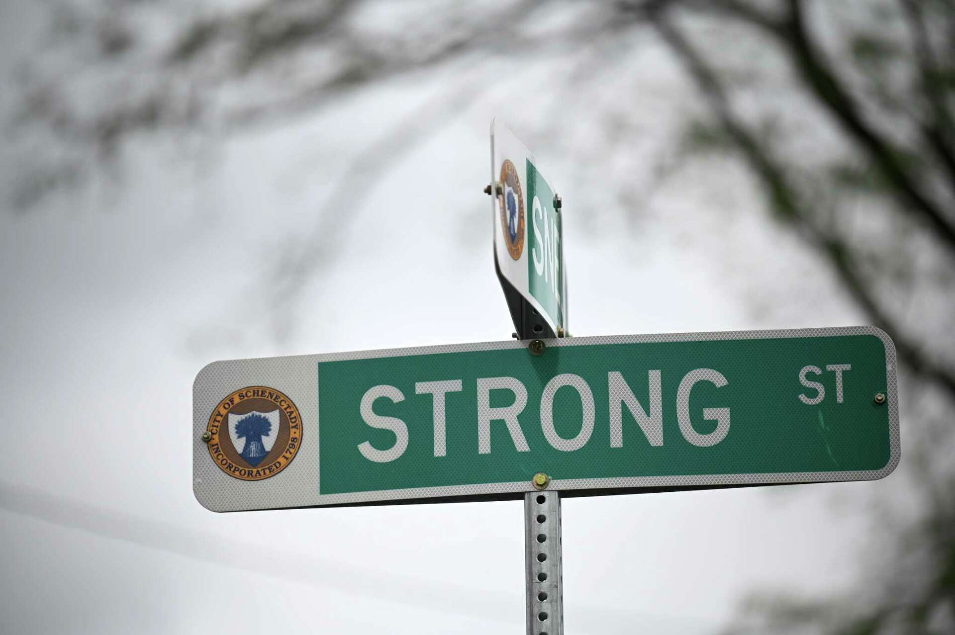 Rookie Schenectady officer named as shooter in incident involving teen