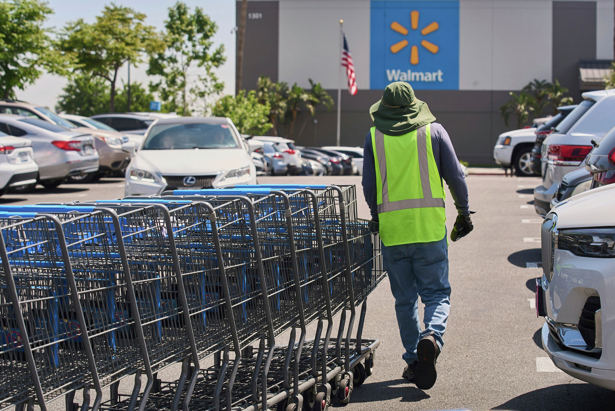 Warning from Walmart during trade war: Higher prices inevitable