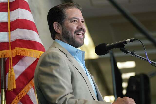 Who is running for Harris County commissioner in 2026?