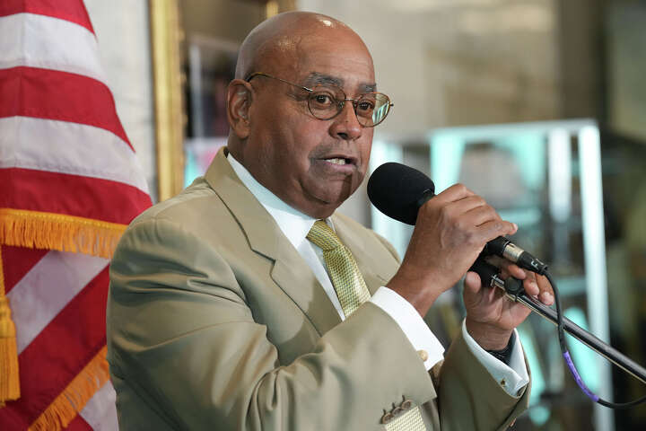 Harris County's elected constables request six-figure raises