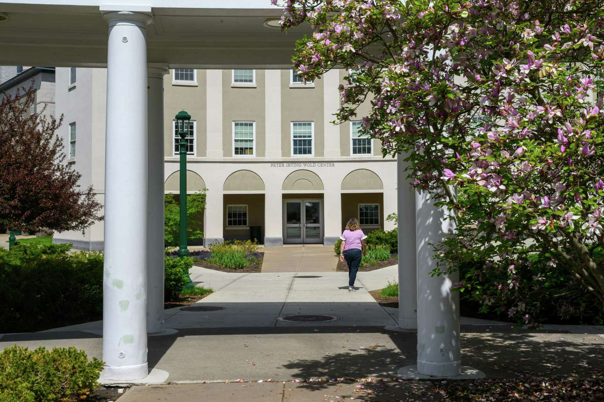 Union College falls short on enrollment with fewer foreign students