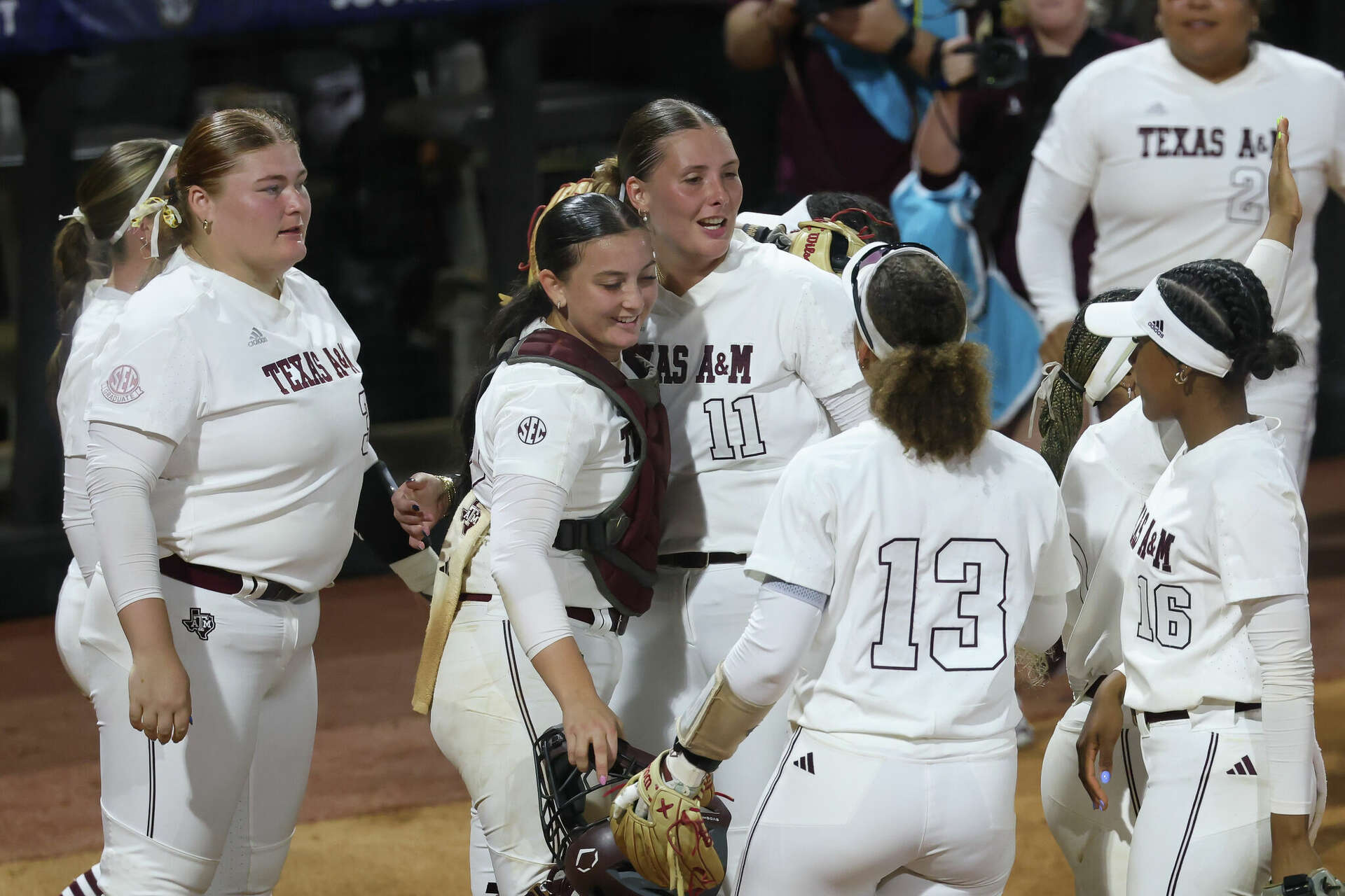 Texas A&M softball may be No. 1 but Aggies still have something to pro