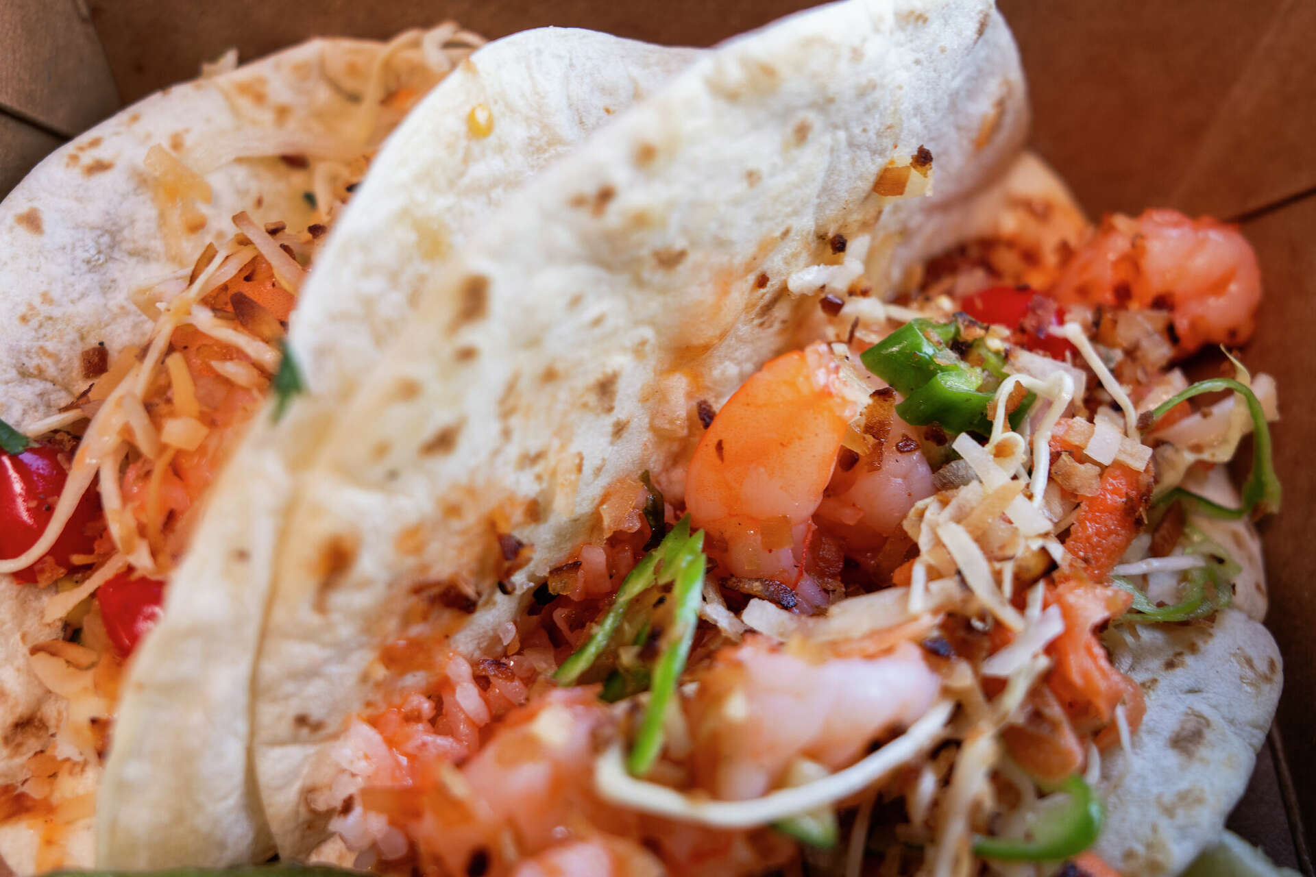 Shoreline Shrimp: Hawaii-inspired restaurant opens in Houston