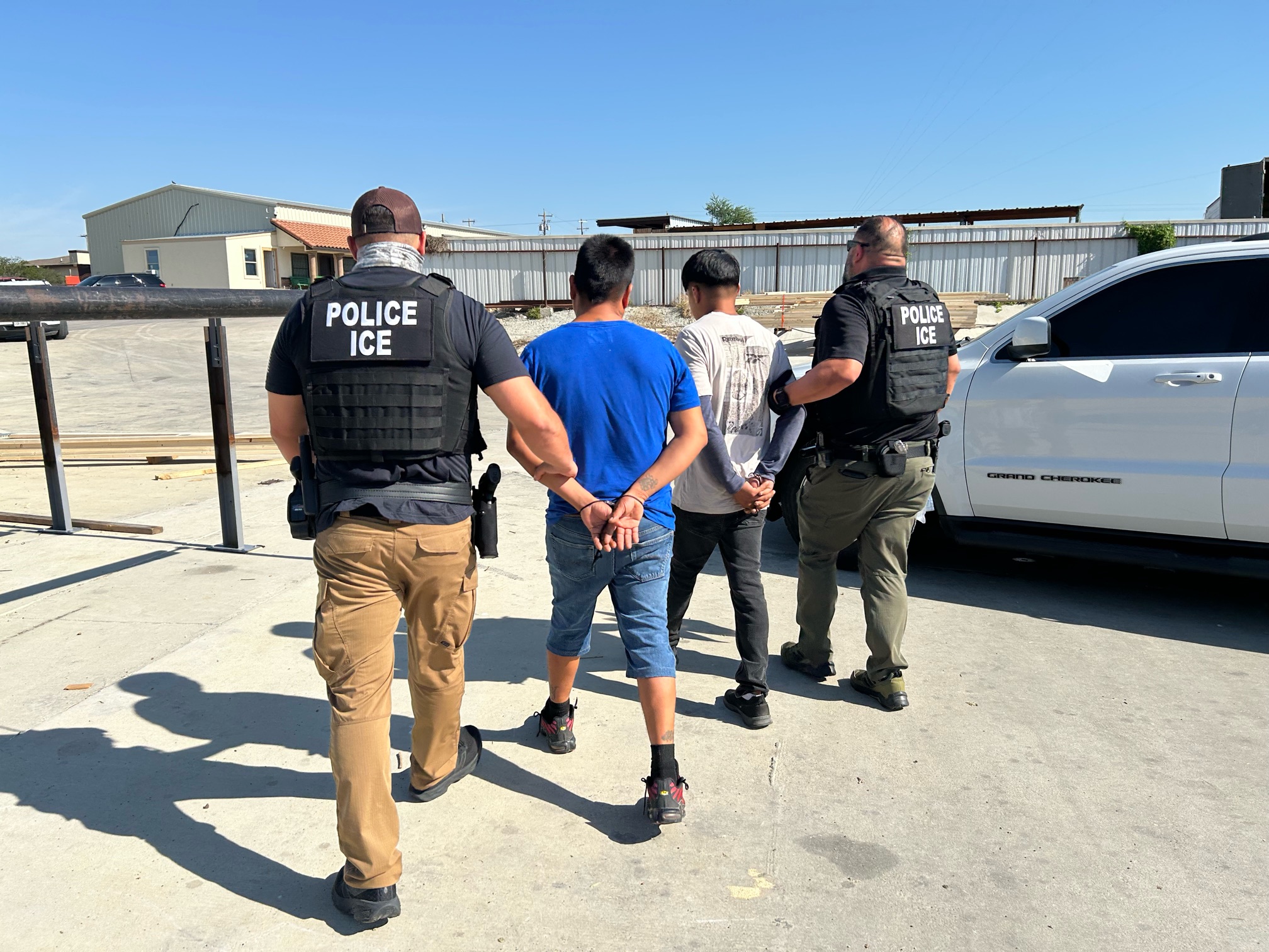 Laredo PD: Woman scratched ex's 2021 Corvette
