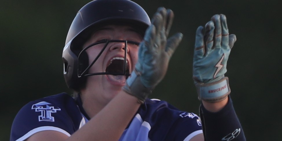 Triopia, Beardstown, Greenfield-NW softball win