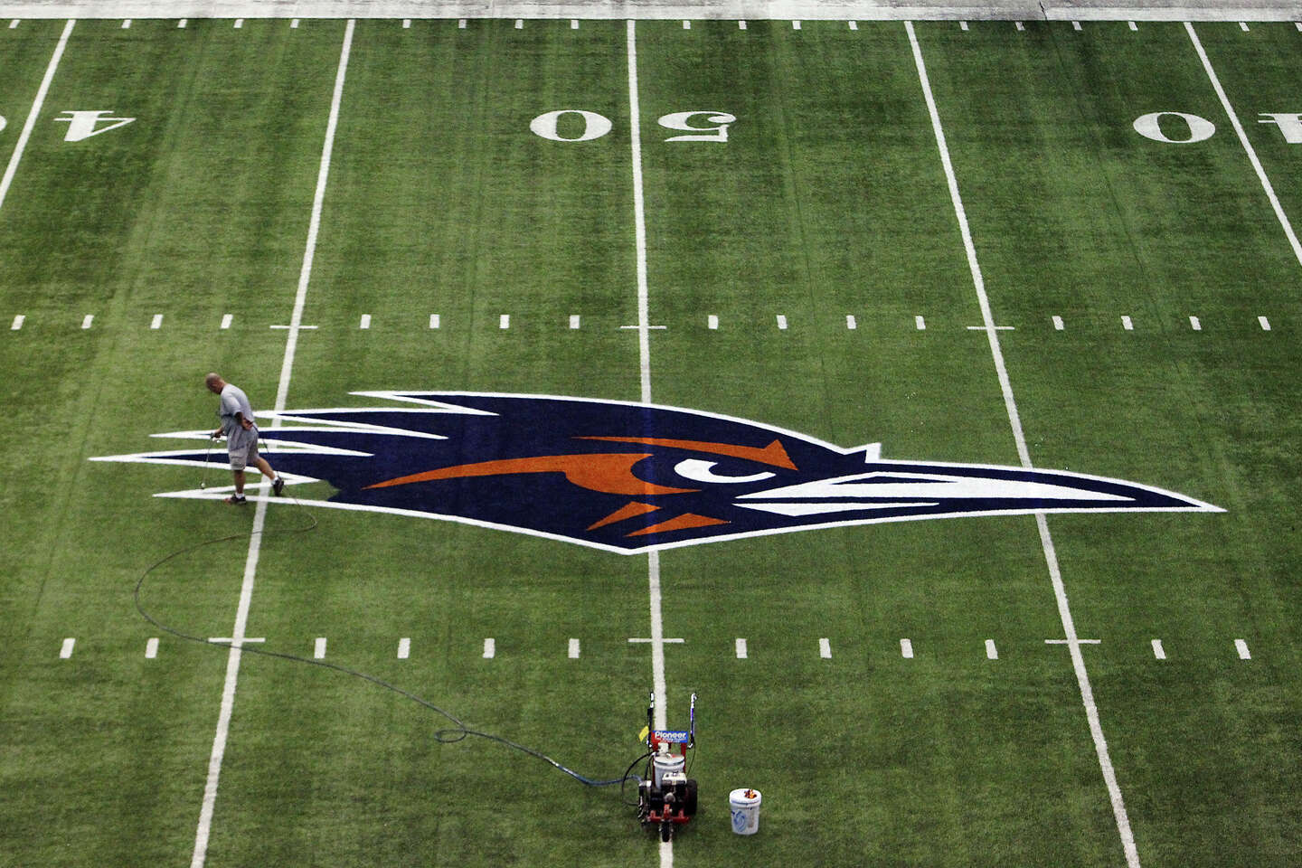 UTSA says rebranding won't erase roadrunner mascot