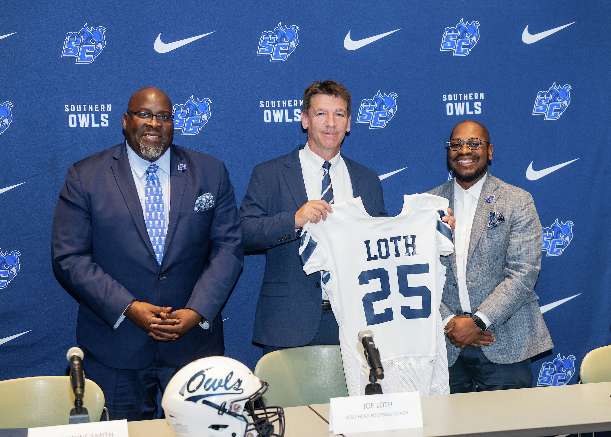 Joe Loth introduced as Southern Connecticut football coach