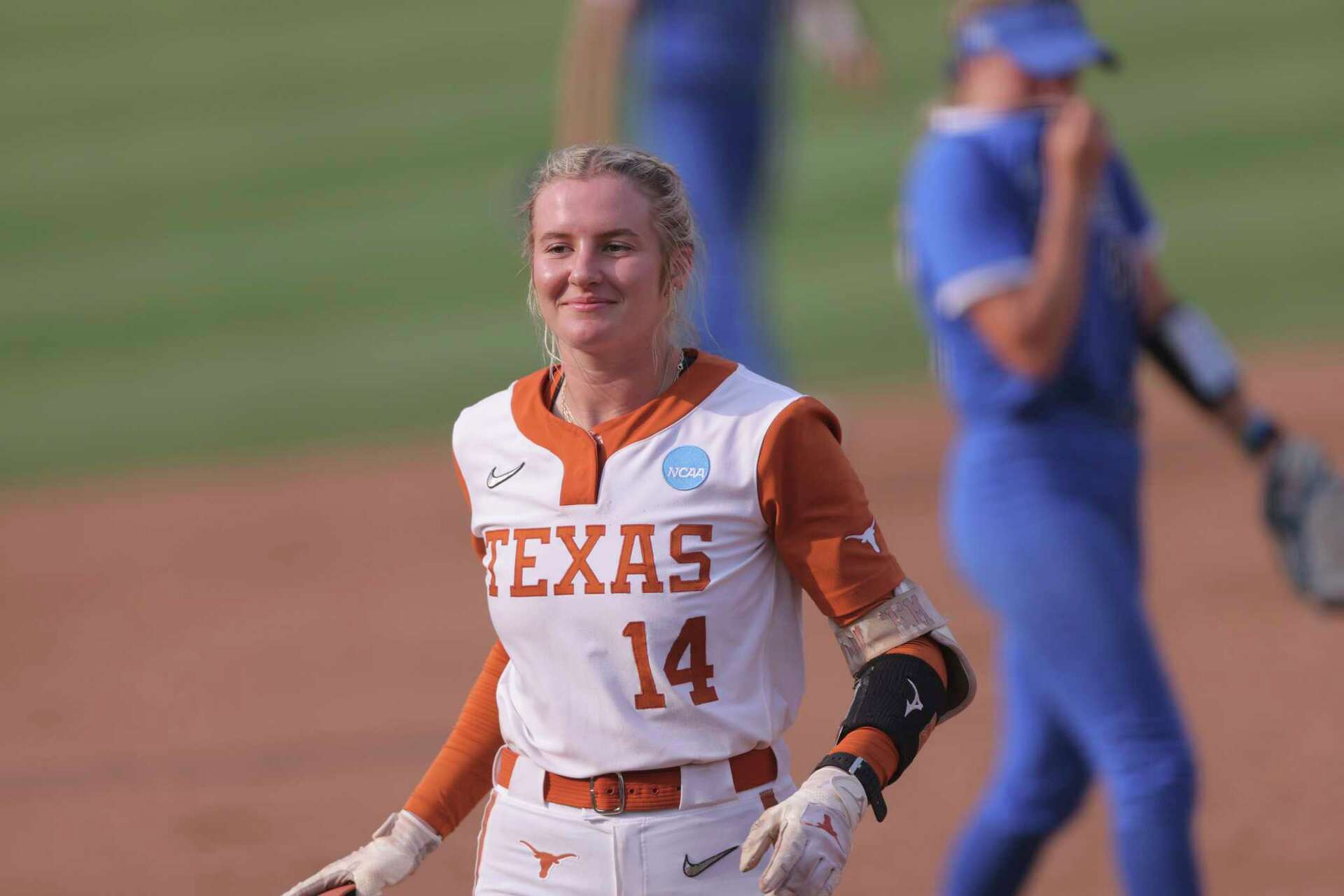 Texas Longhorns win NCAA softball opener over Eastern Illinois