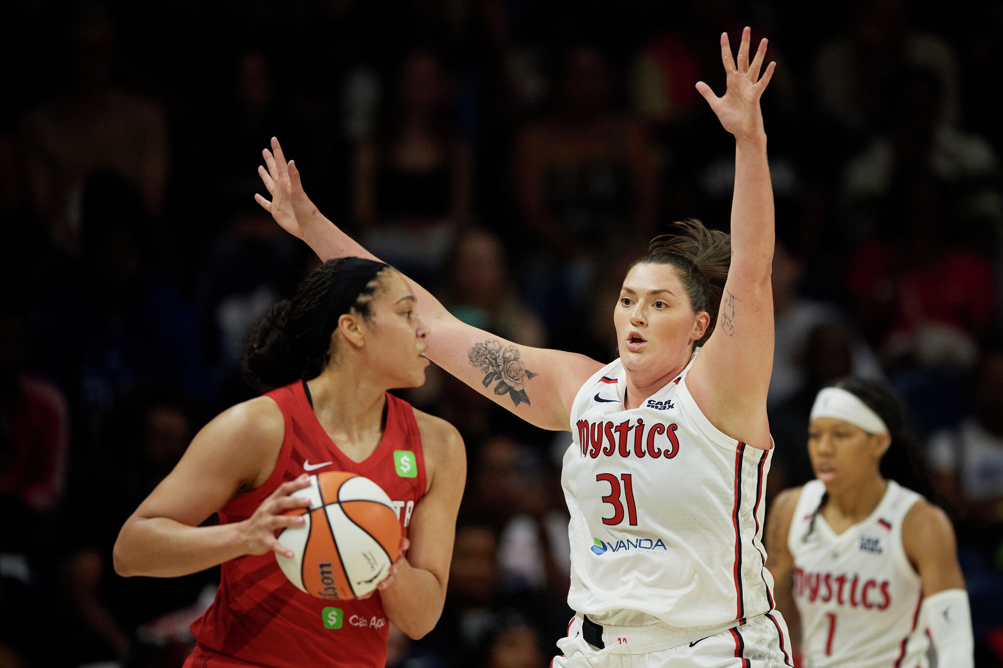 UConn alum Stefanie Dolson a veteran presence for Mystics