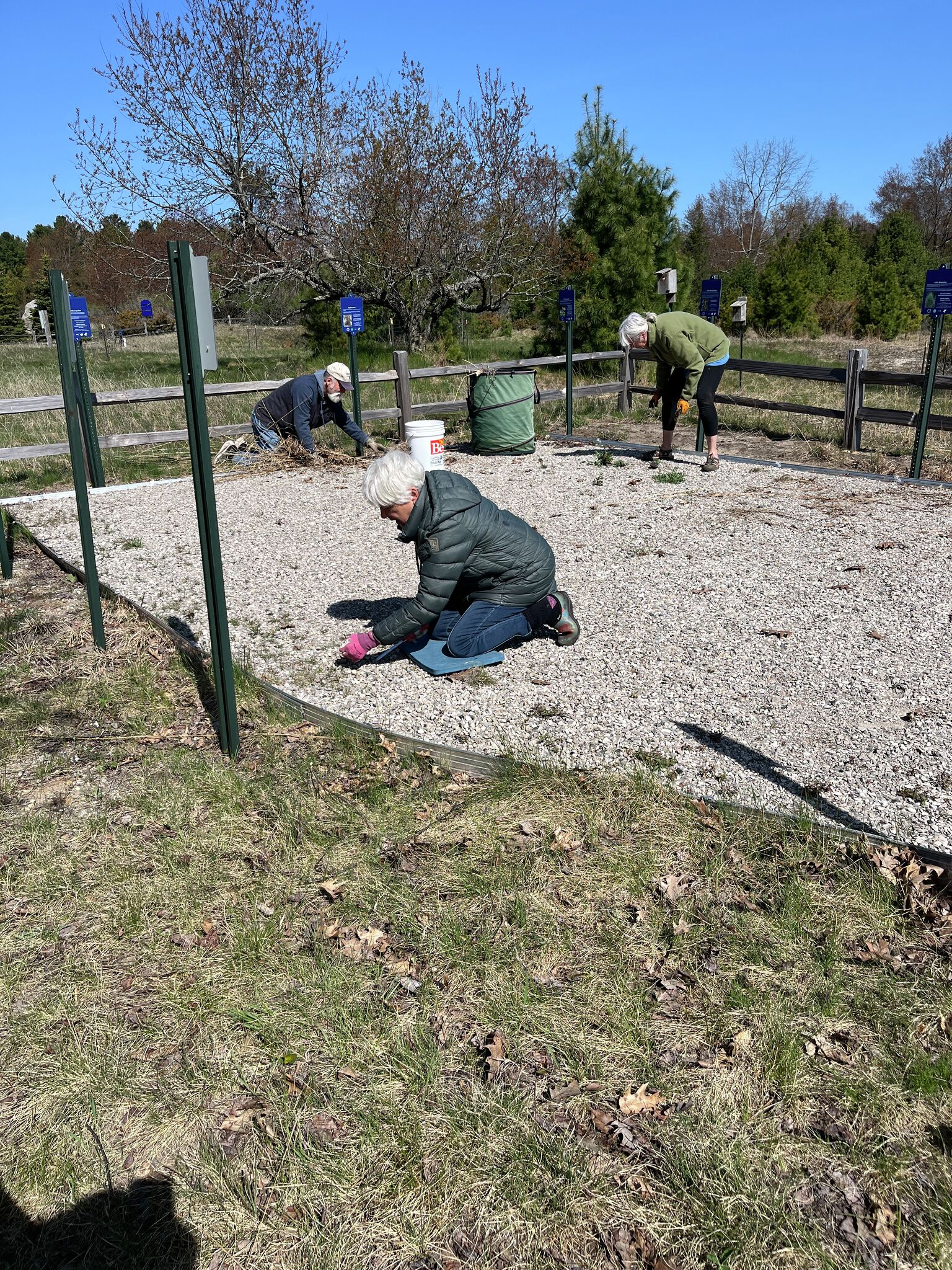 Volunteers help clean up Onekama parks