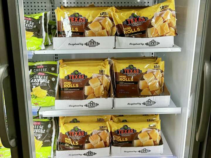 H-E-B stores in San Antonio now sell Texas Roadhouse rolls