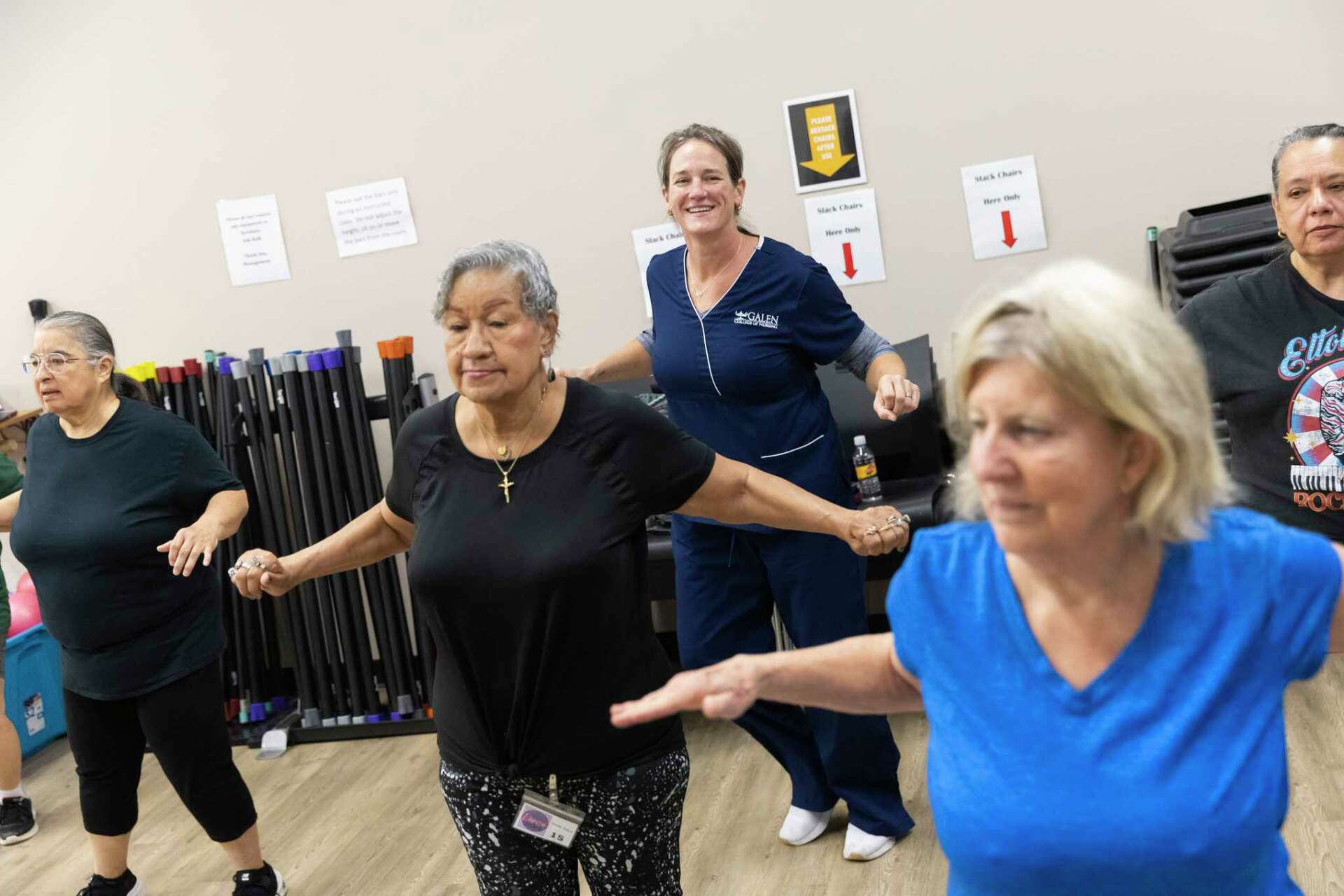 At S.A. senior center, nursing students get a lifestyle lesson