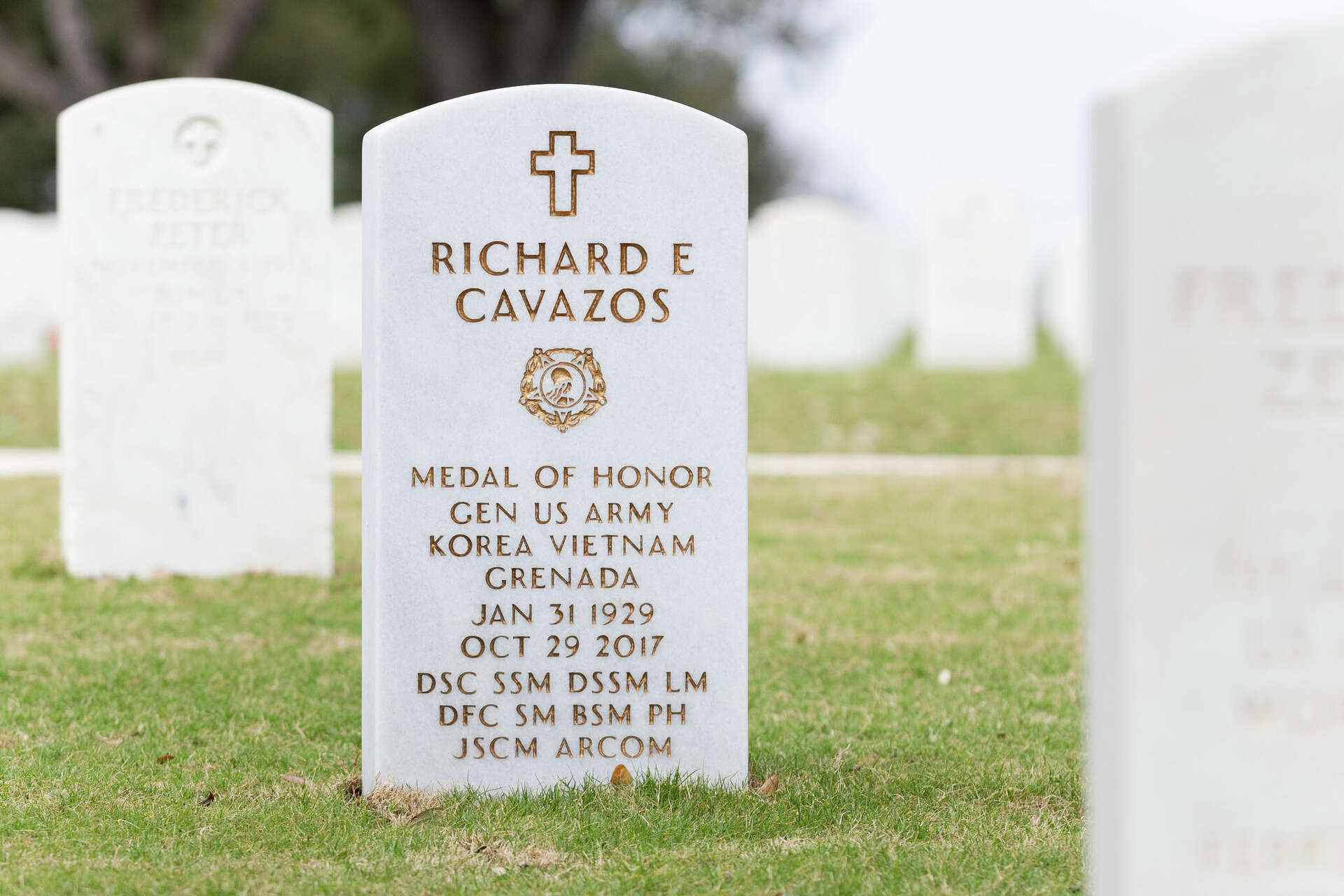 San Antonio national cemetery among the most visited on Memorial Day