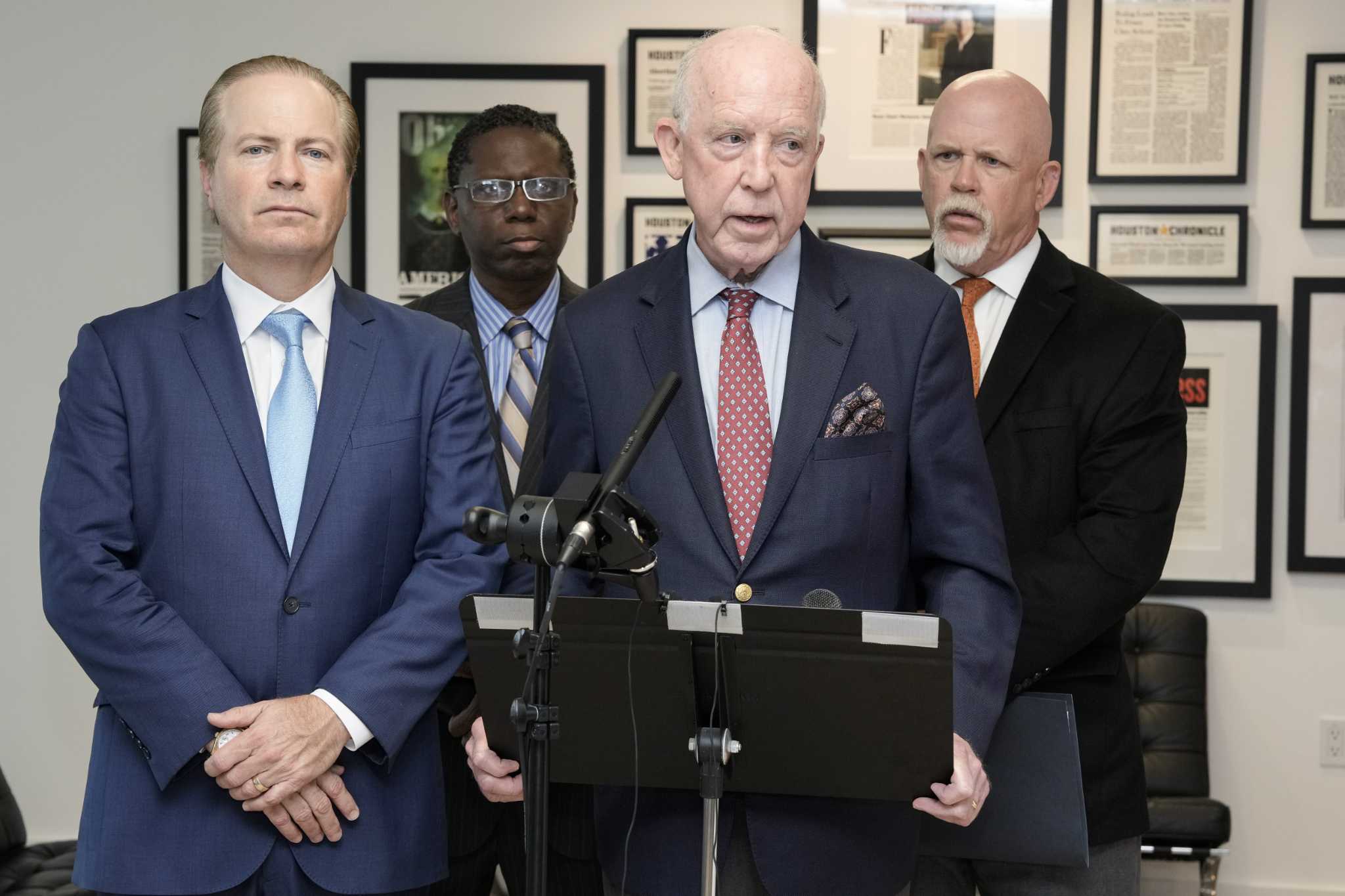 Sean Teare drops Steven Hotze's conspiracy-fueled assault charge