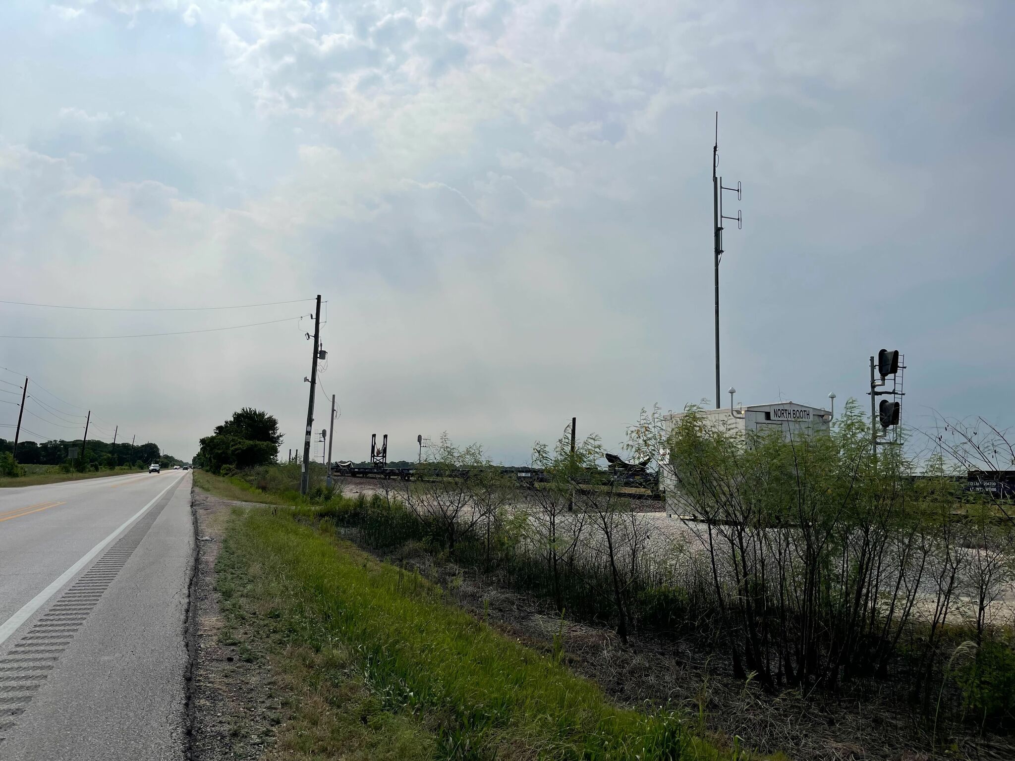 Train crash in Fort Bend County kills 1, officials say