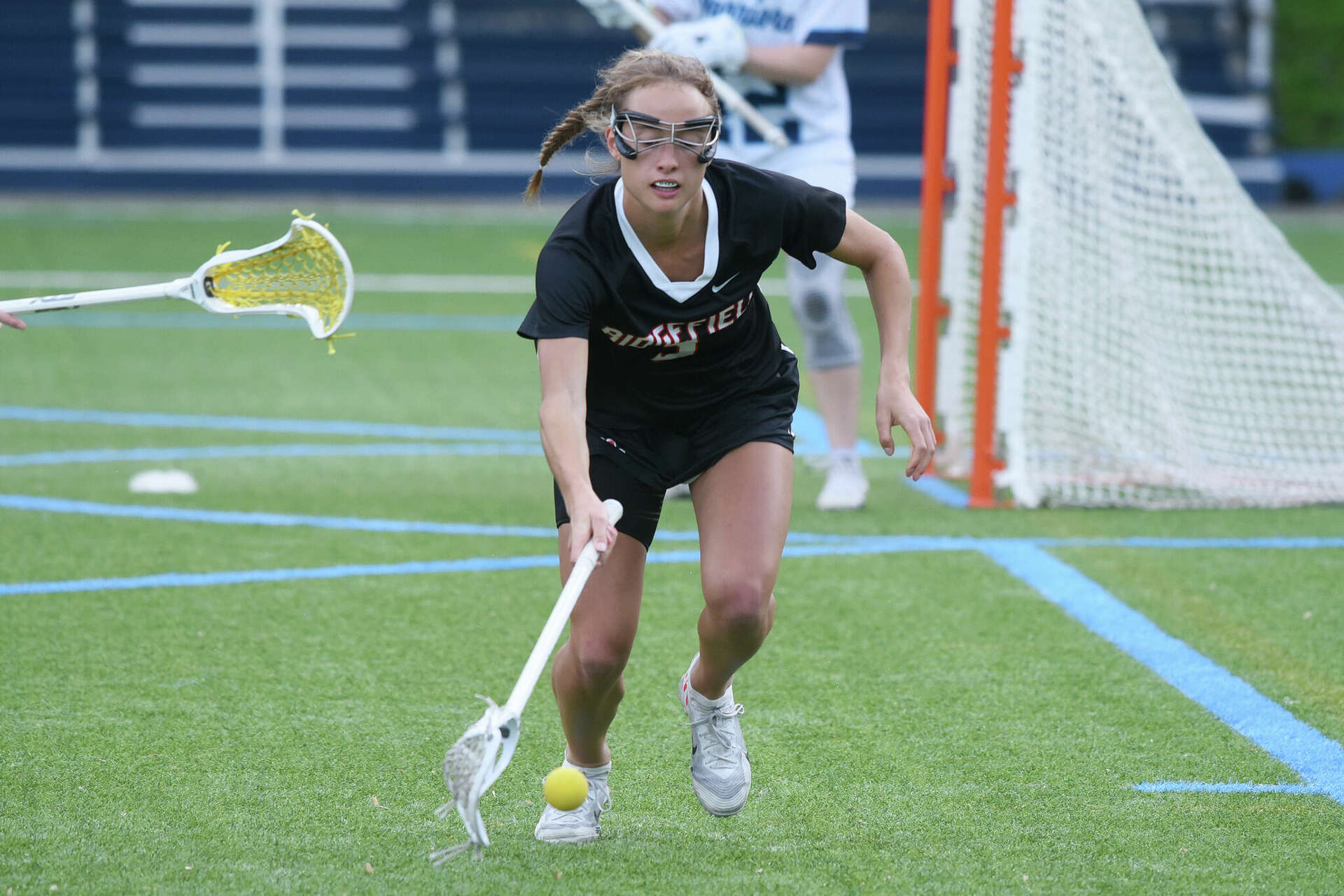 Ridgefield's Grace Winkler, Gabby Lauretani sign with North Carolina