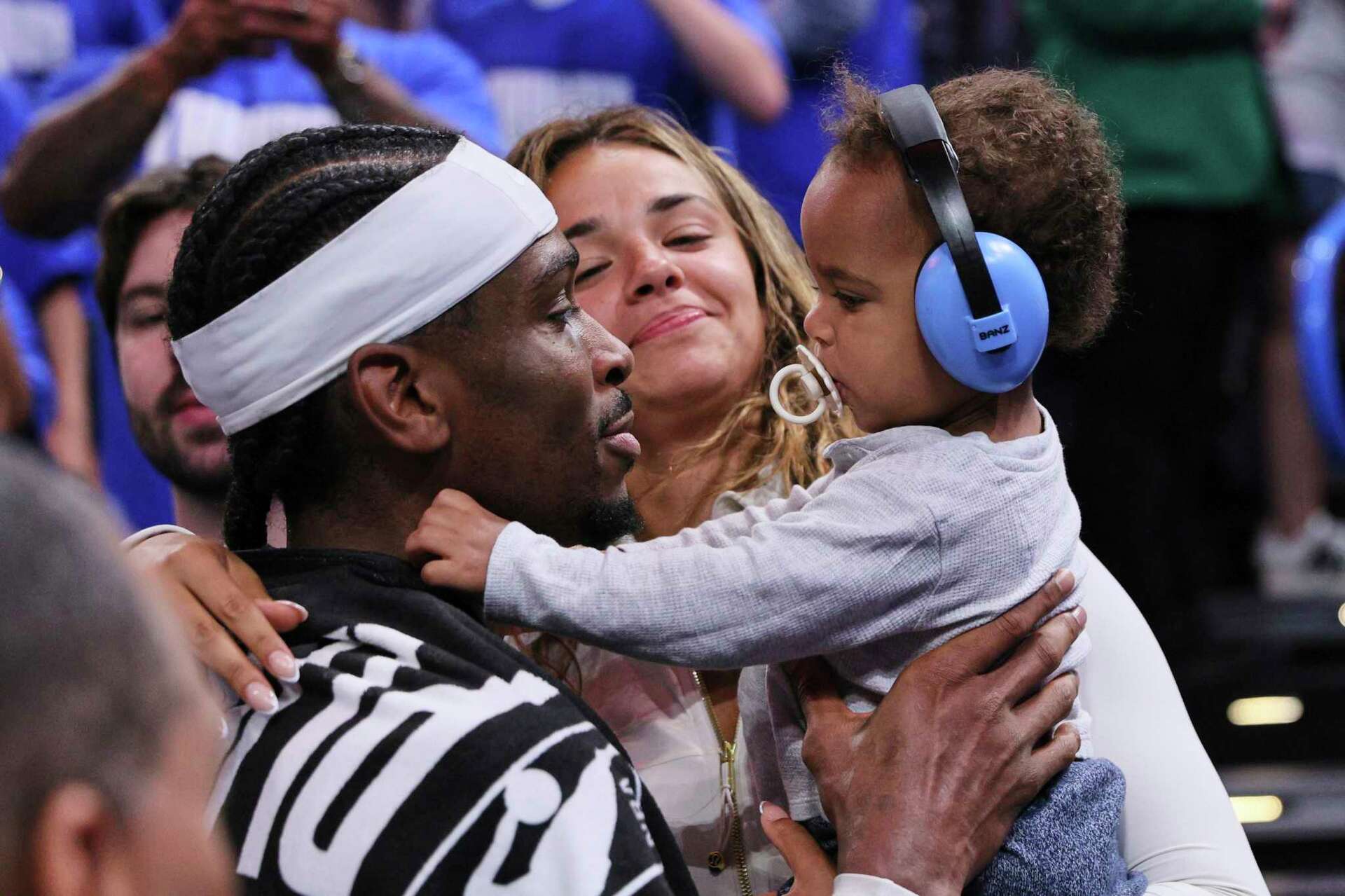 Gilgeous-Alexander honors wife, former UAlbany athlete Hailey Summers