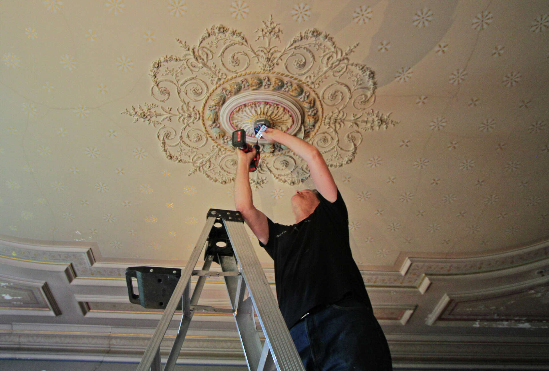 Norwalk’s Lockwood Mathews Mansion Museum to reopen