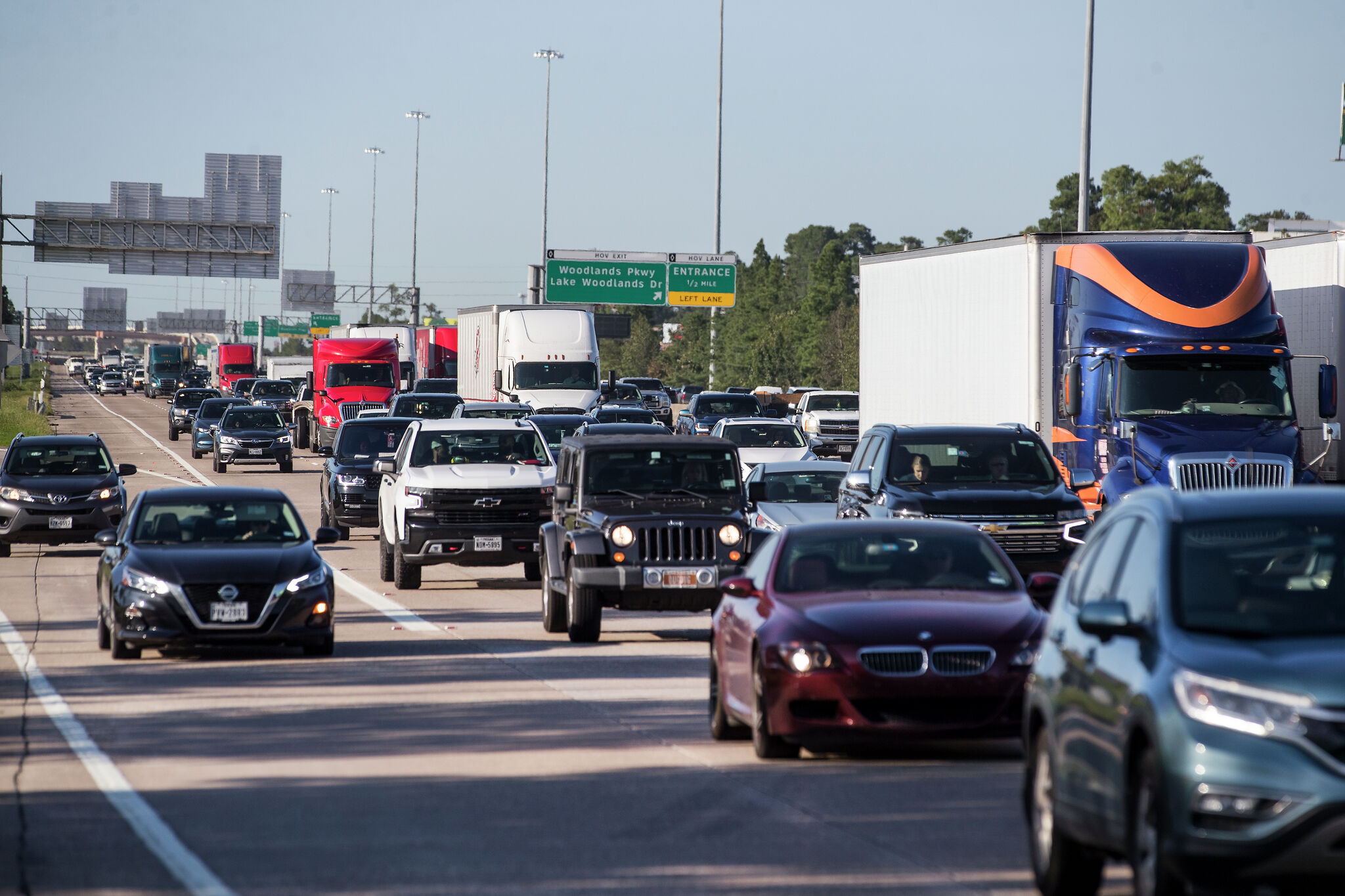 Memorial Day travel brings heavy traffic to Houston highways