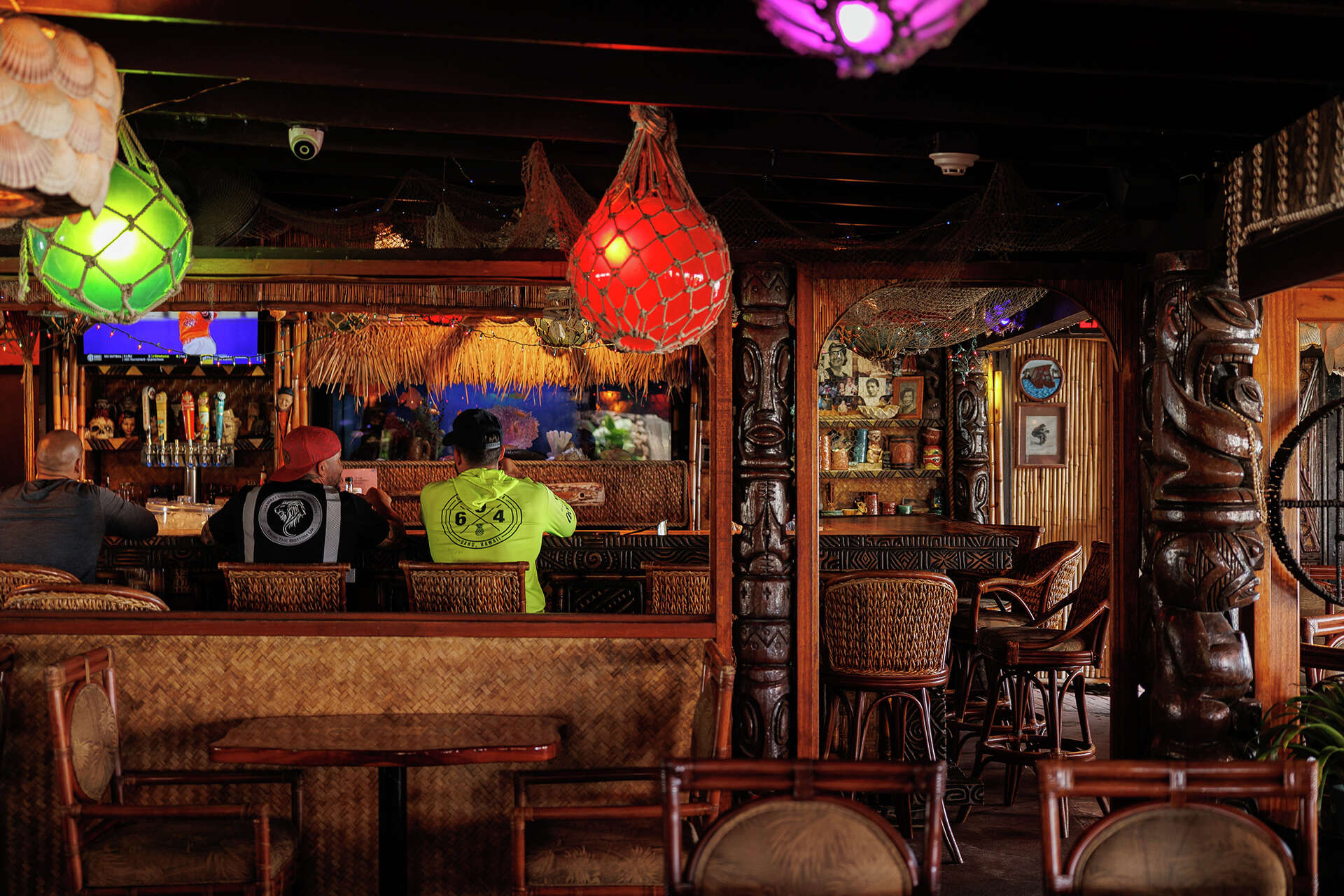 Hawaii Bars