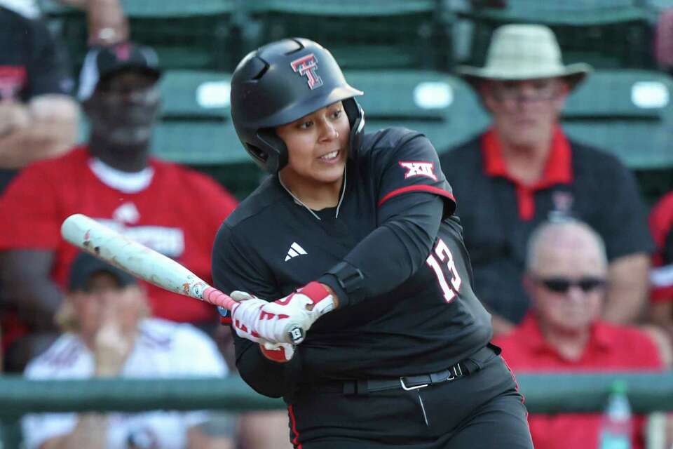 Houston softball players in 2025 Women's College World Series