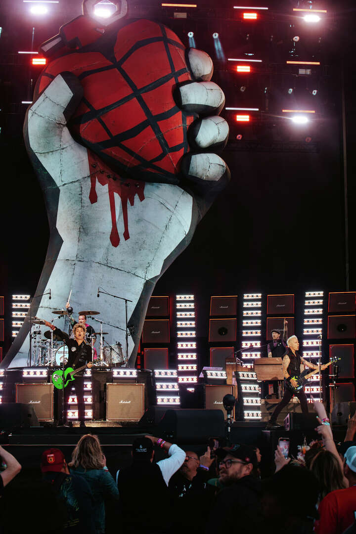 Green Day calls out Trump at BottleRock, brings out Flavor Flav