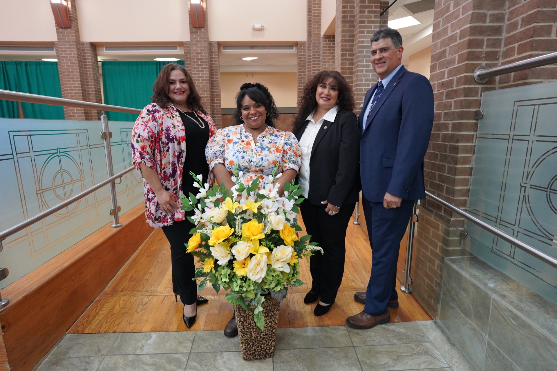 2025 School Bell Awards honor top UISD teachers in Laredo ceremony