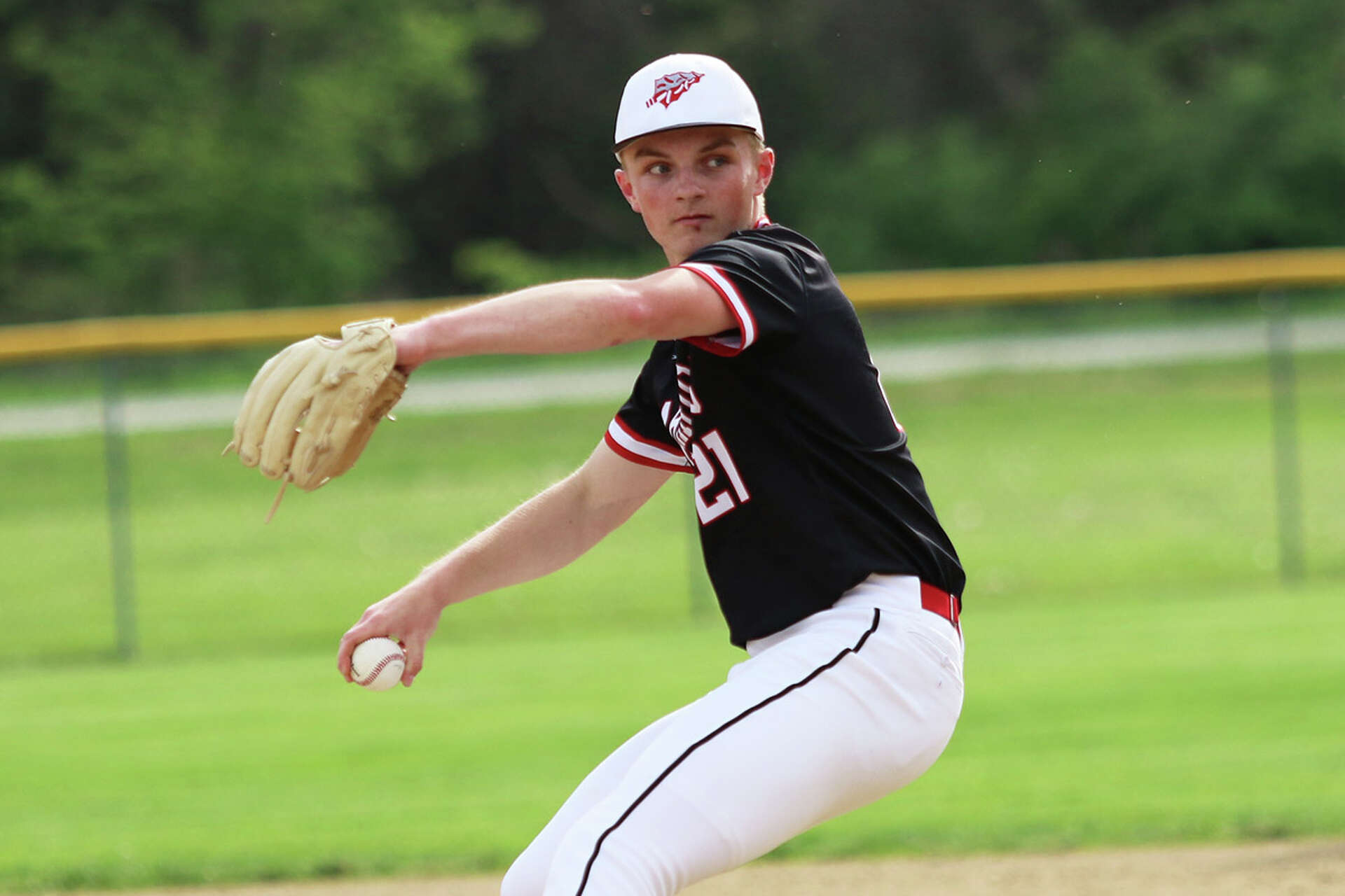 Calhoun baseball gets elusive regional title by beating Lincolnwood