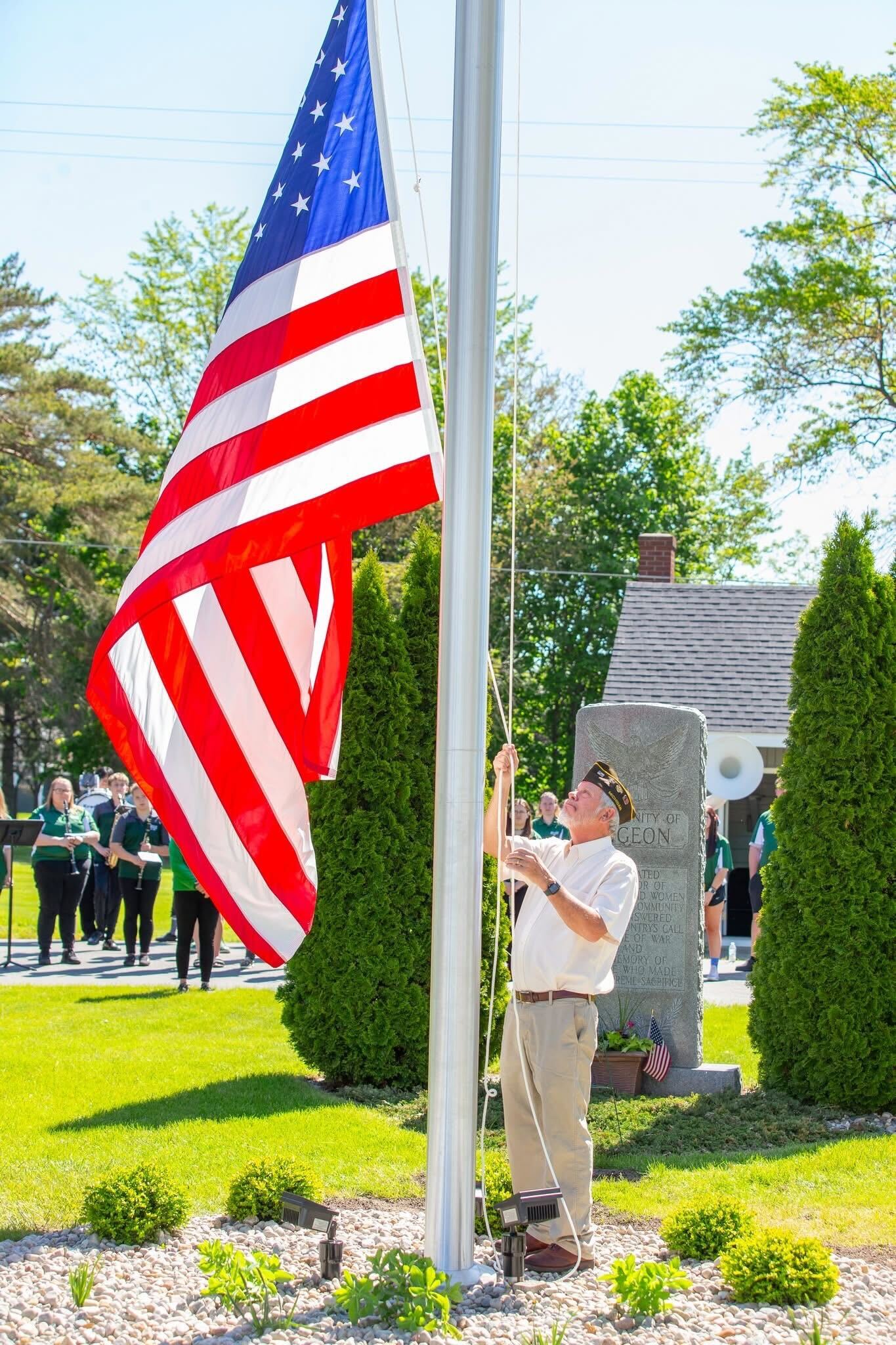 Pigeon Memorial Day honors veterans and Ted Leipprandt