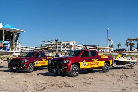 Gulf Coast city opens summer with tourism office tumult