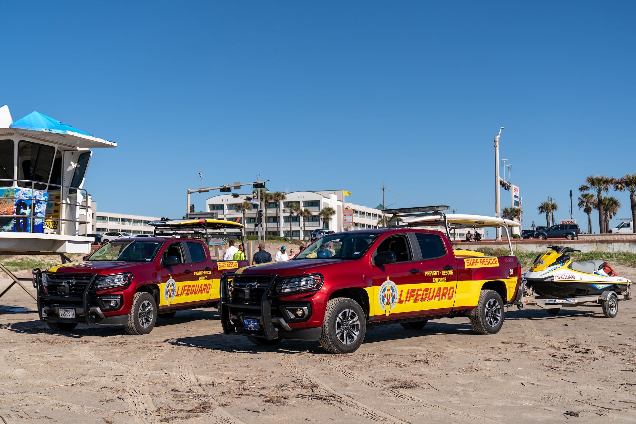 Battle between ex-lifeguard chief and Gulf Coast city heats up