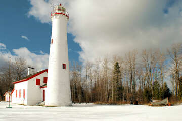 5 exciting Lake Huron lighthouses to visit this summer in 2025