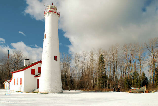 5 exciting Lake Huron lighthouses to visit this summer in 2025