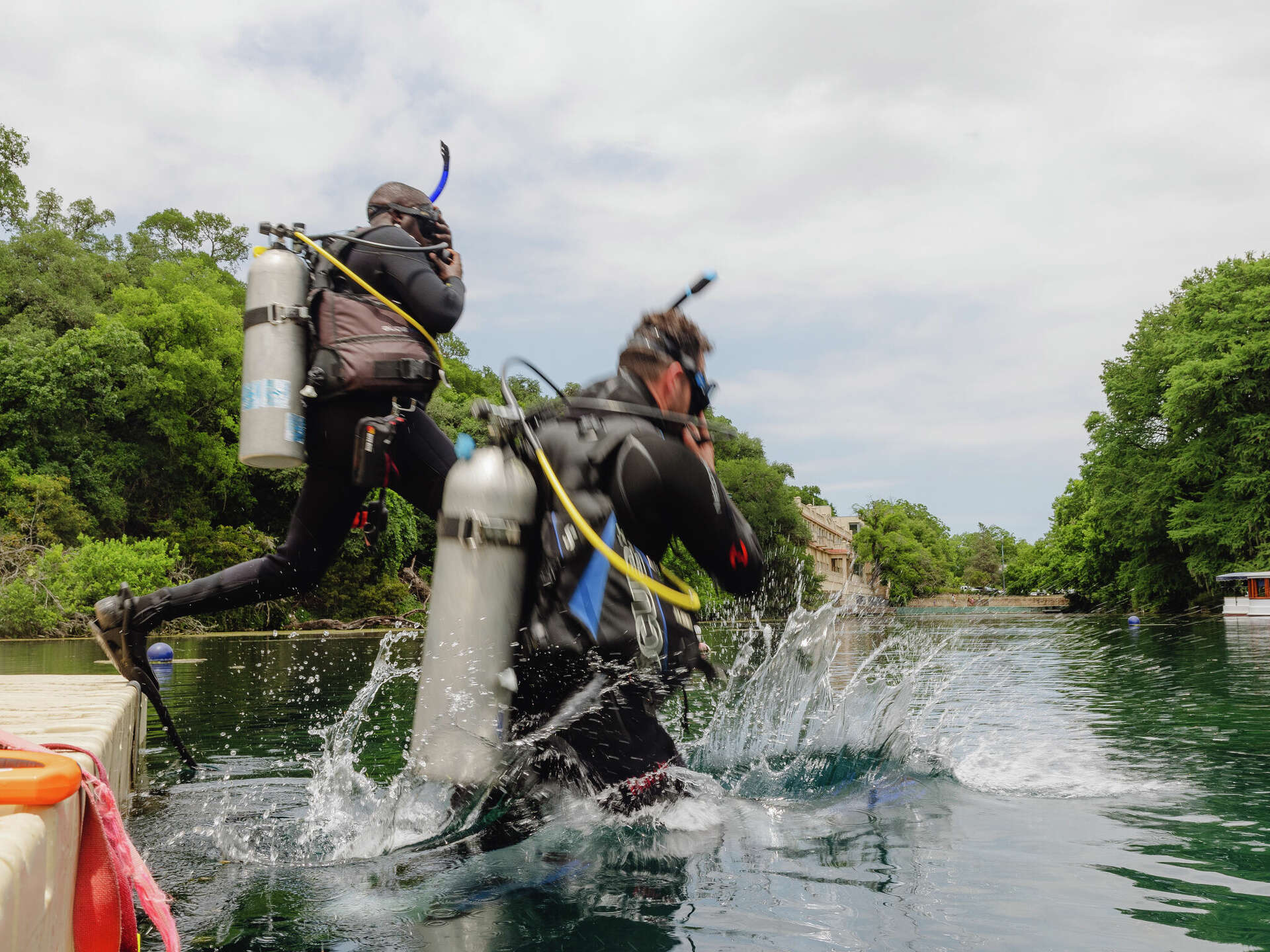 Scientific scuba diving? A&M-San Antonio can teach you how to do it.
