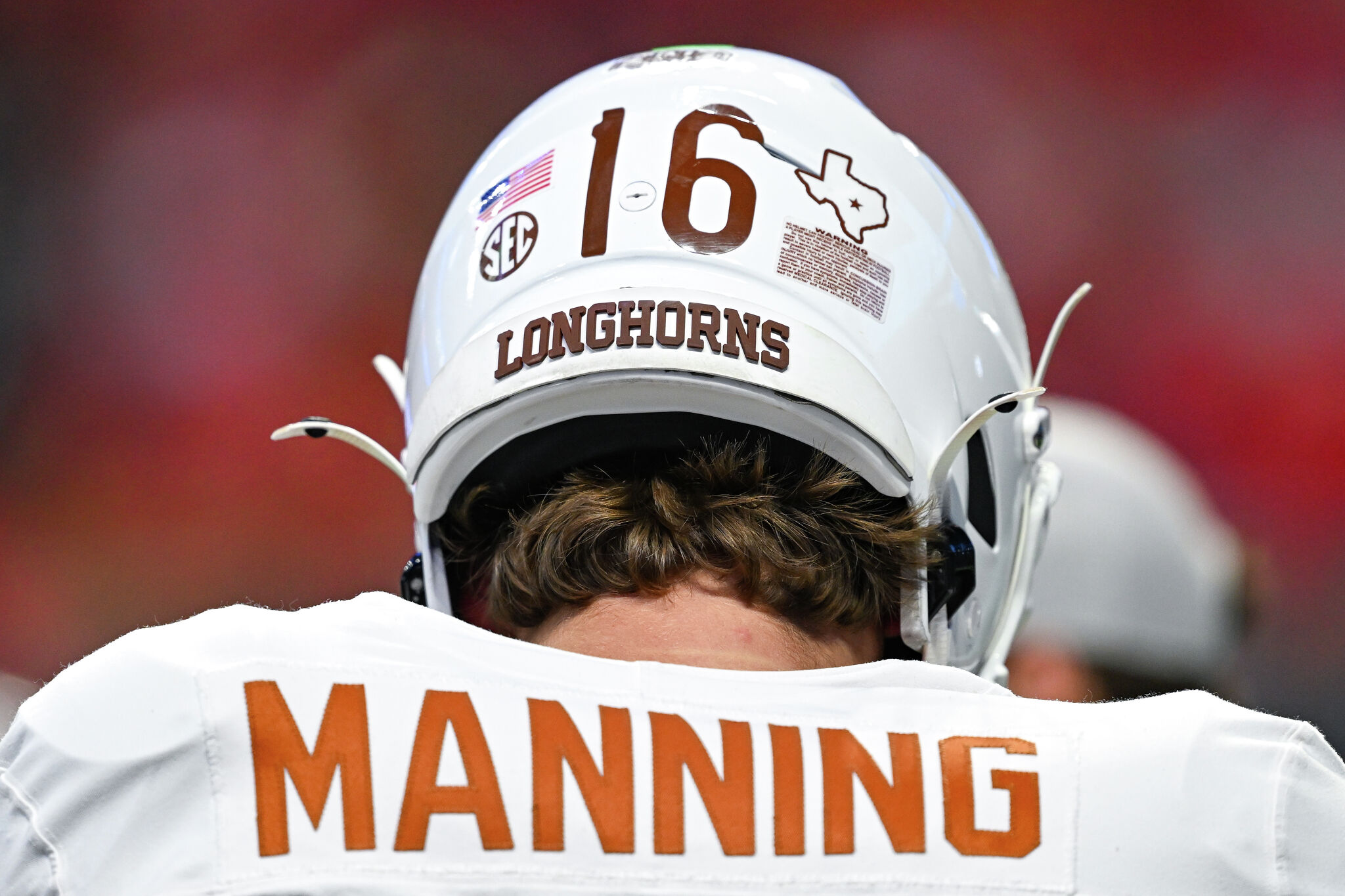 Texas QB Arch Manning draws criticism, praise of college analysts