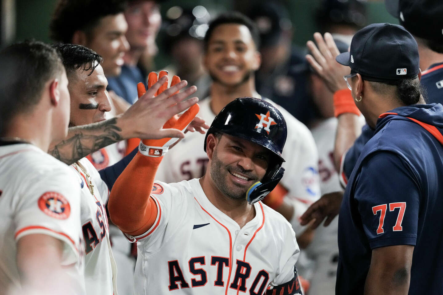Why did Jose Altuve exit Astros’ game before possible historic night?