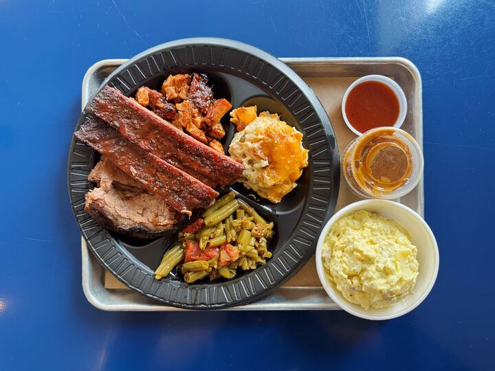 San Antonio's giant concha at Panfila Cantina nails flavors